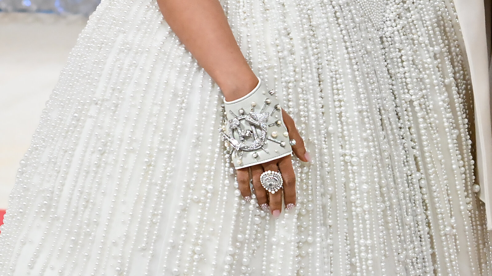 Fashion Forward: Trendsetting Styles in Contemporary Jewelry - the ...